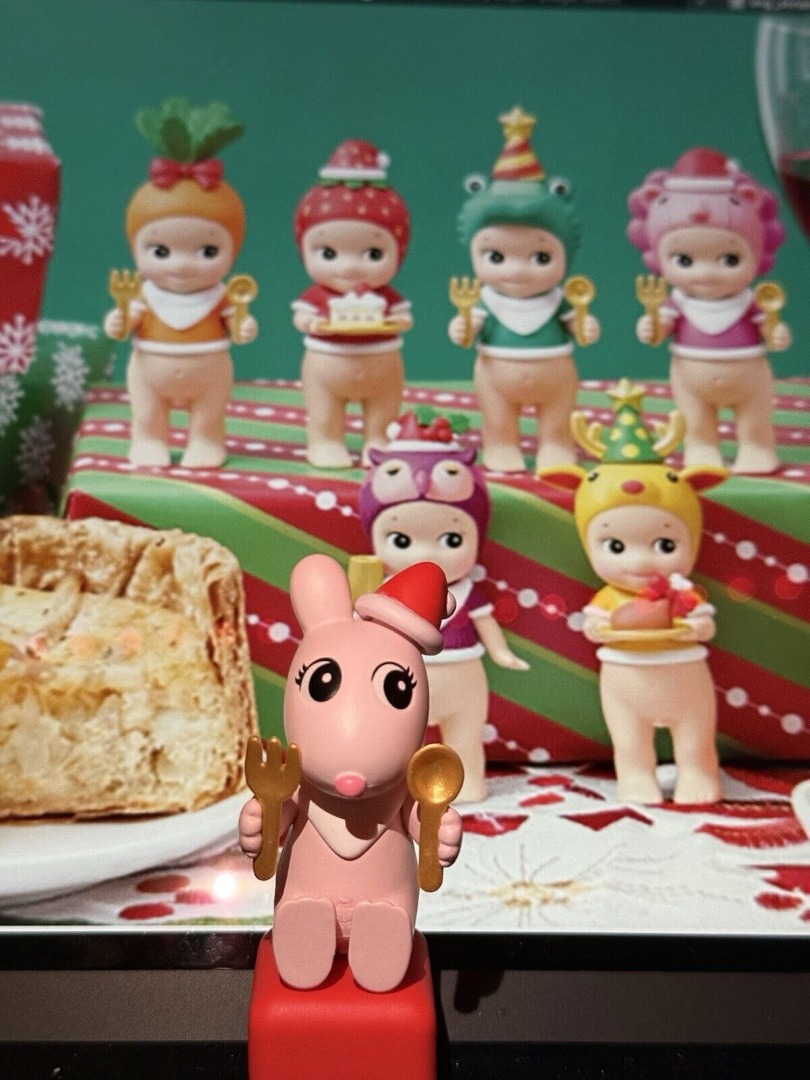 Robby Sonny Angel: Christmas Dinner Series 2024, Hobbies & Toys, Toys ...