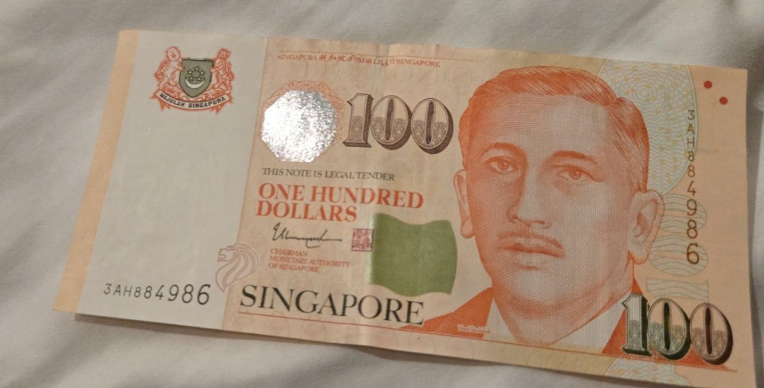 SGD 100 note for collectors, Hobbies & Toys, Memorabilia & Collectibles ...