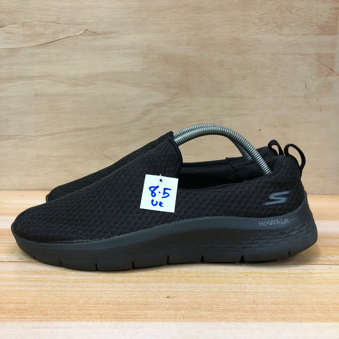 Skechers Go Walk Slip On, Men's Fashion, Footwear, Sneakers on Carousell