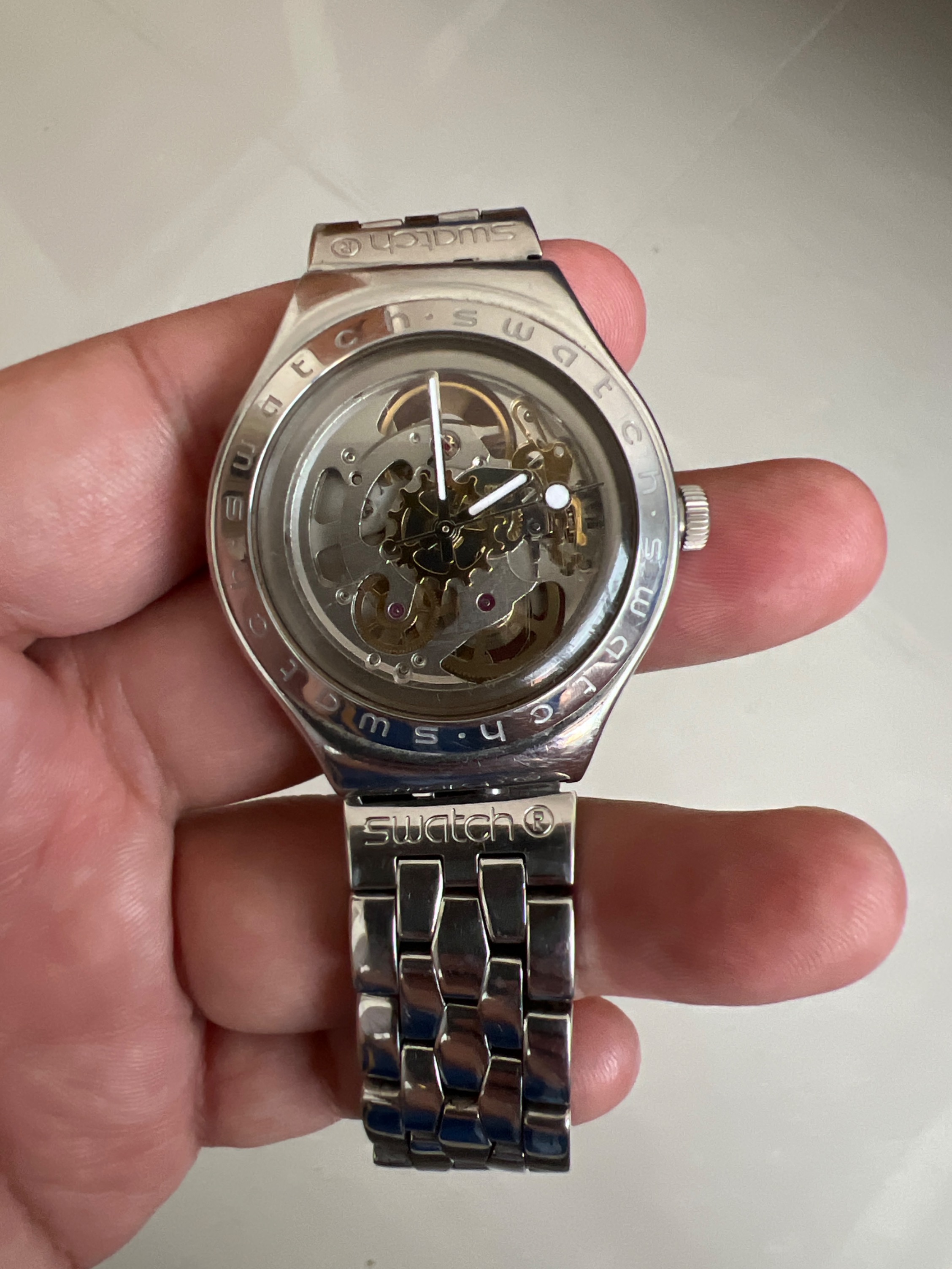 swatch v8 21 jewels automatic, Luxury, Watches on Carousell