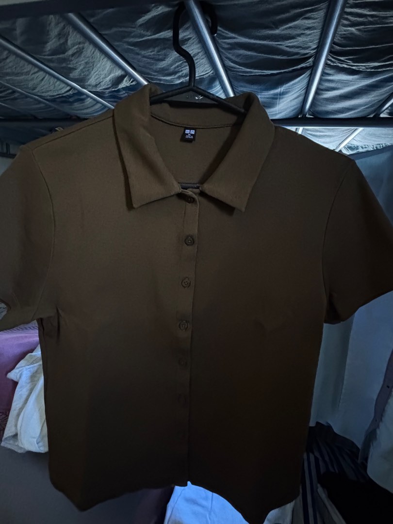 Uniqlo Mini Polo Shirt Brown XL, Women's Fashion, Tops, Shirts on Carousell