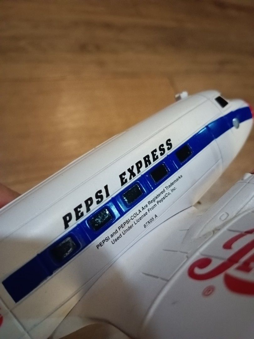 Vintage 1996 PEPSI - Golden Wheel Diecast Gift Bank DC-3 Airplane Plane ...