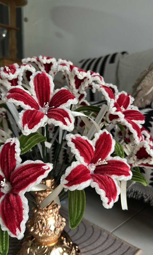Bunga Telur Chenille stems, Hobbies & Toys, Stationery & Craft, Flowers ...