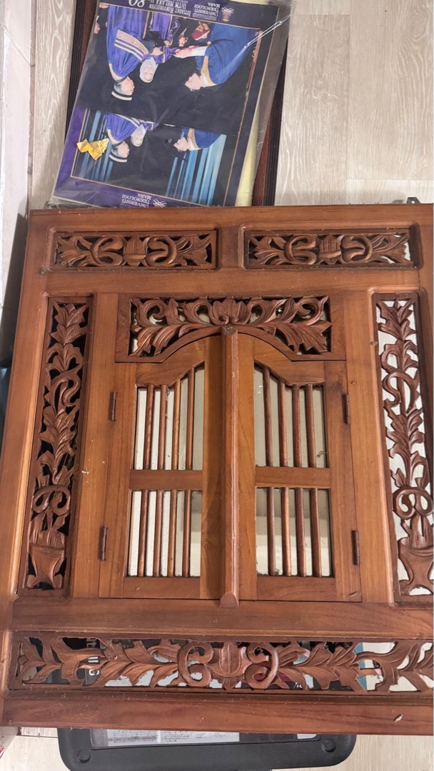 Cermin tingkap kayu jati asli ( Teak wood Jati), Furniture & Home ...