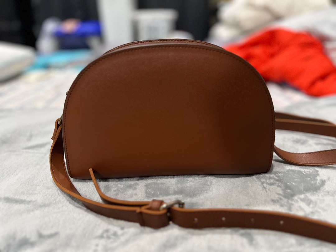 DAILY CARRY MOON SHAPED CROSS-BODY BAG (PRELOVED), Women's Fashion ...