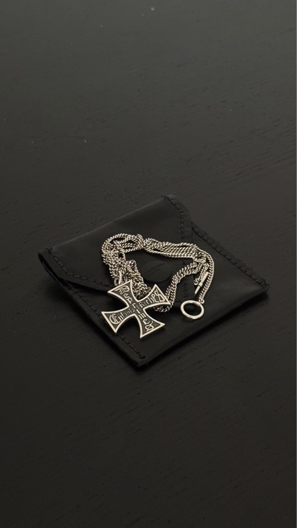 ERD necklace, Luxury, Accessories on Carousell