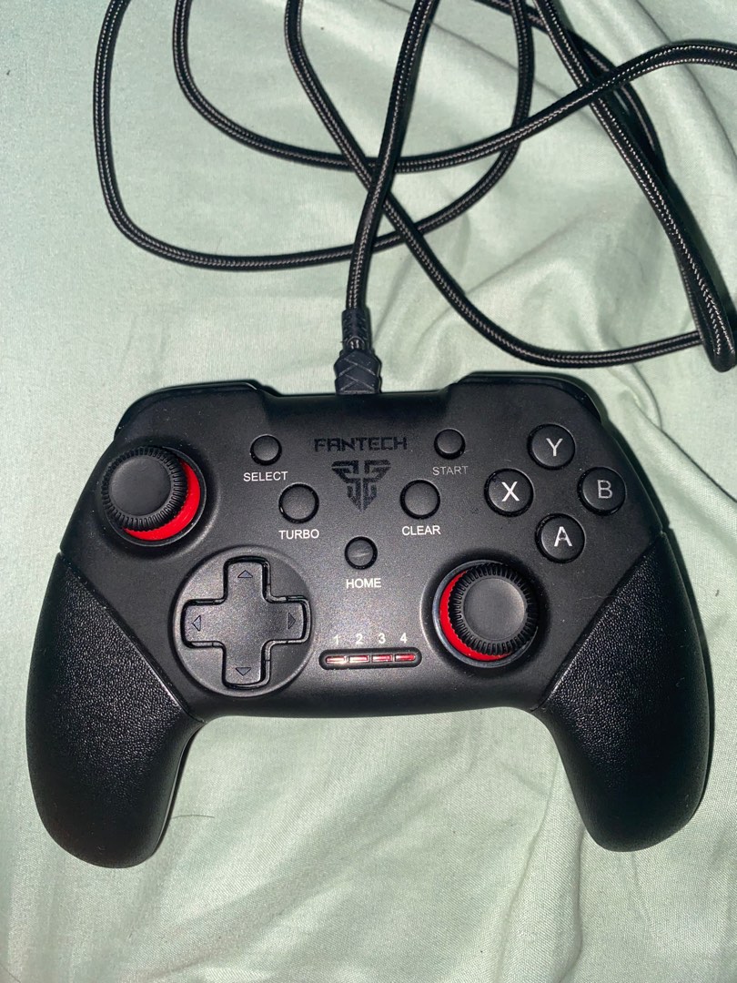 Fantech GP13 Wired Controller Excellent Condition, Video Gaming, Gaming ...