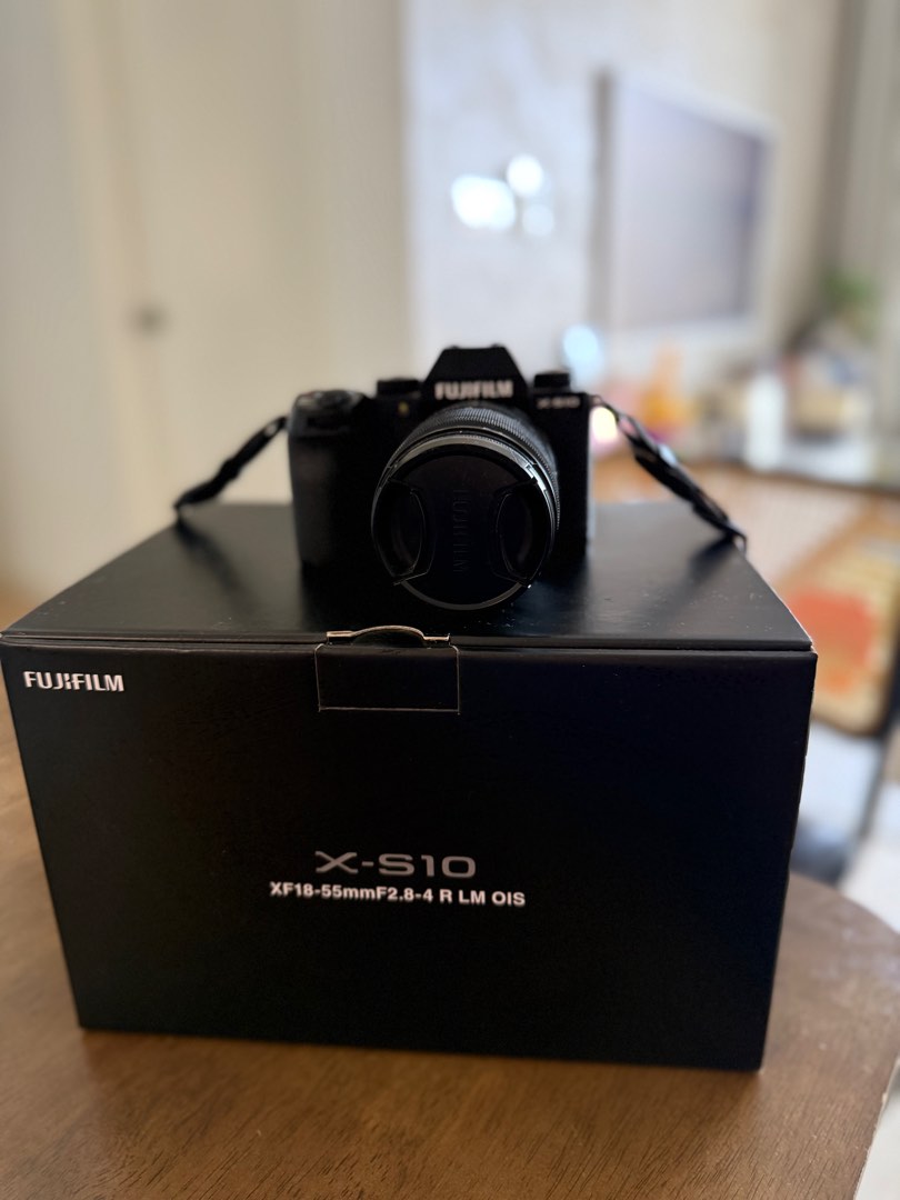 Fujifilm XS10 camera body black with lens (XF 18-55mm F2.8-4 ...