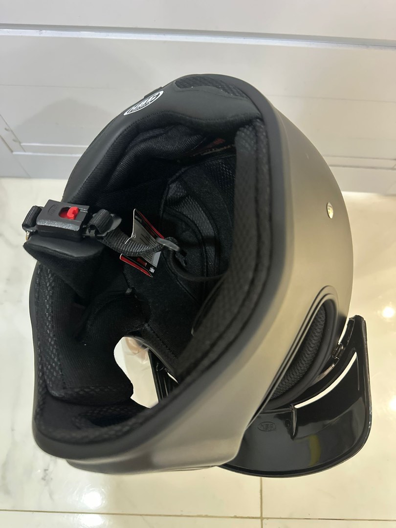 HBC helmet, Garage Sale on Carousell