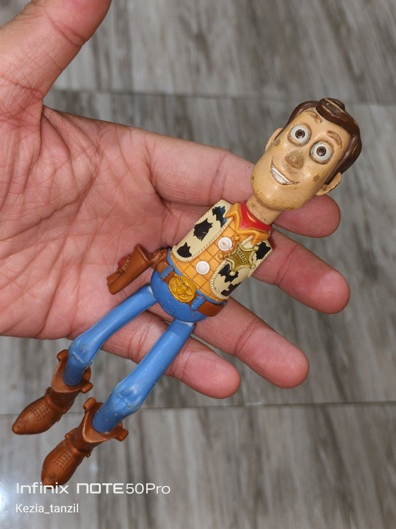 JUALAN ACTION FIGURE FIGUR TOYSTORY TOYSTORI TOY STORY WOODY WODY KOBOY ...