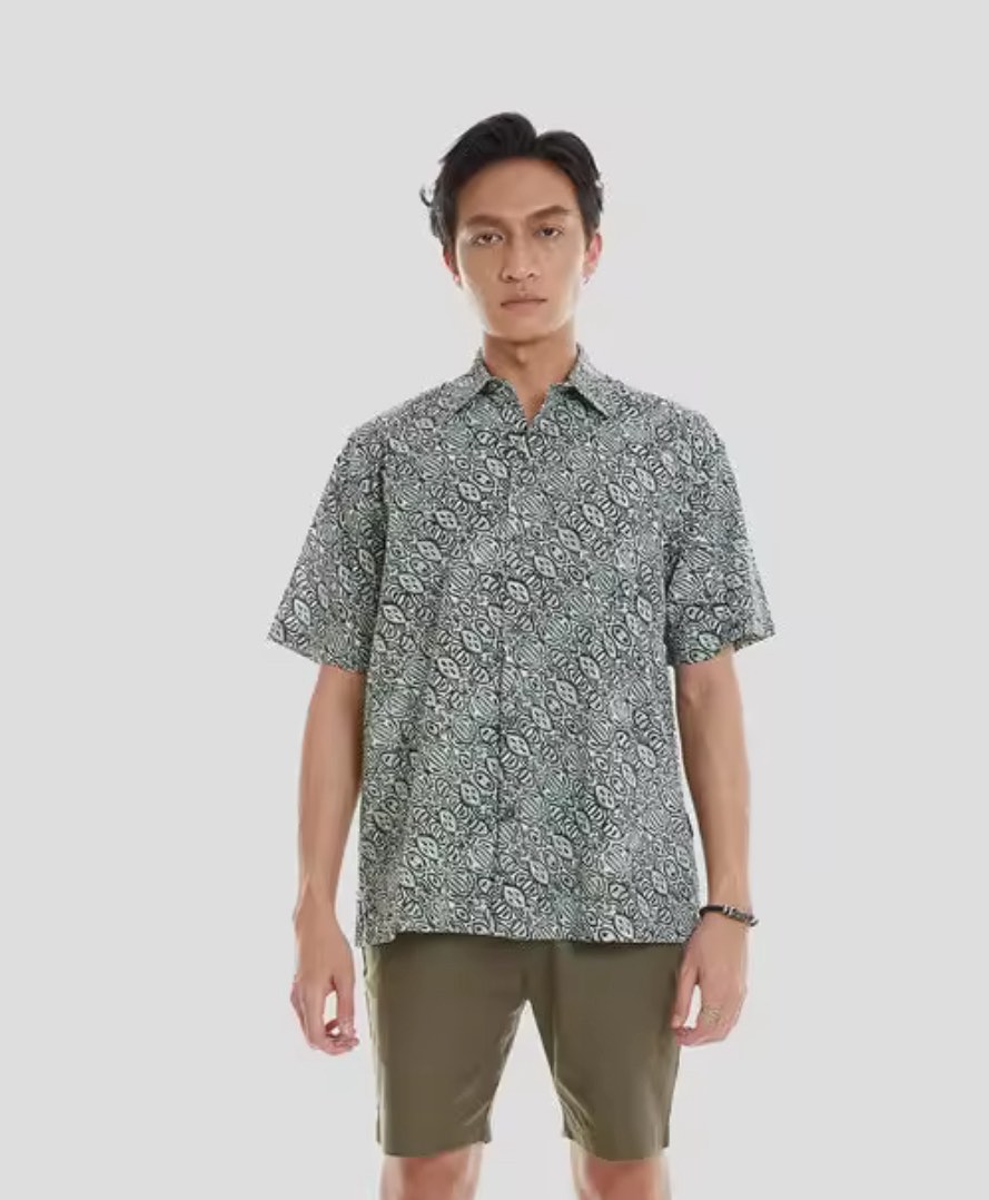 Kapten Batik Maharaja Modern Fit Cek Mek, Men's Fashion, Tops & Sets ...