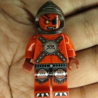 Lego Beast Master original second, Serba Serbi, Others di Carousell