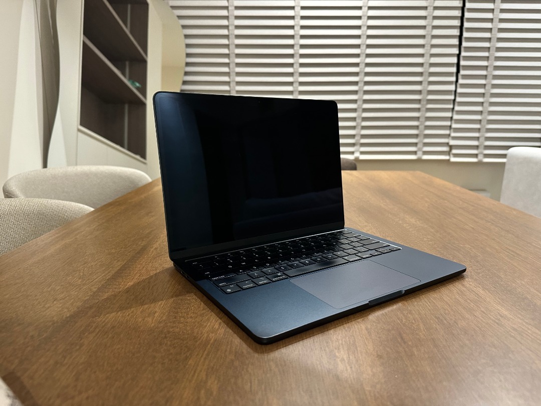 MacBook Air M3 Midnight 13" (Upgraded: 16GB RAM, 256GB SSD) 100% ...