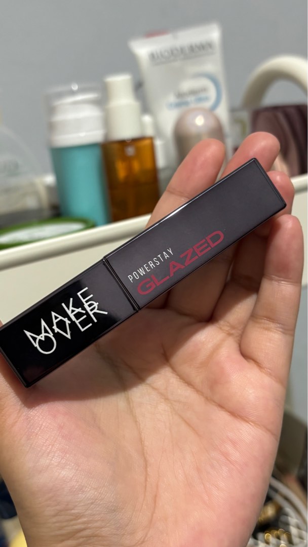 Makeover Powerstay Glazed shade California D16, Kesehatan & Kecantikan ...