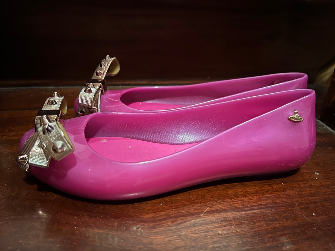 Melissa Flats, Women's Fashion, Footwear, Flats & Sandals on Carousell