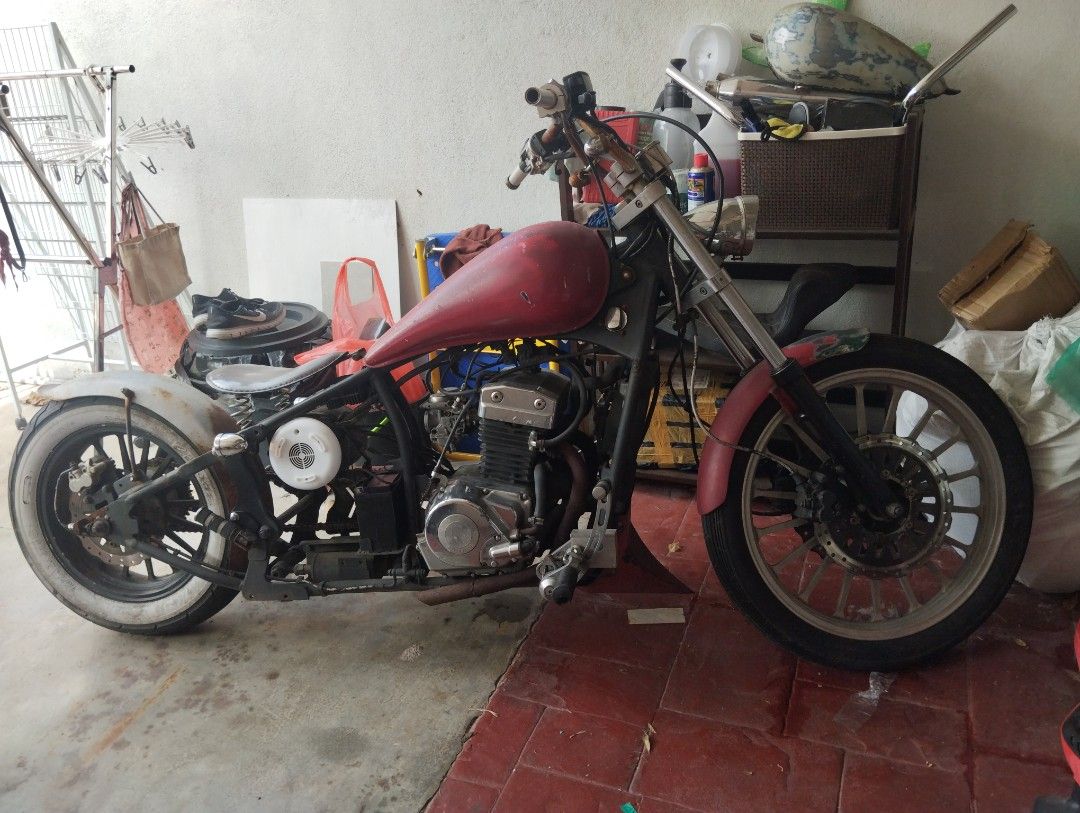 Momos Regal Raptor 350 custom chopper, Motorbikes on Carousell