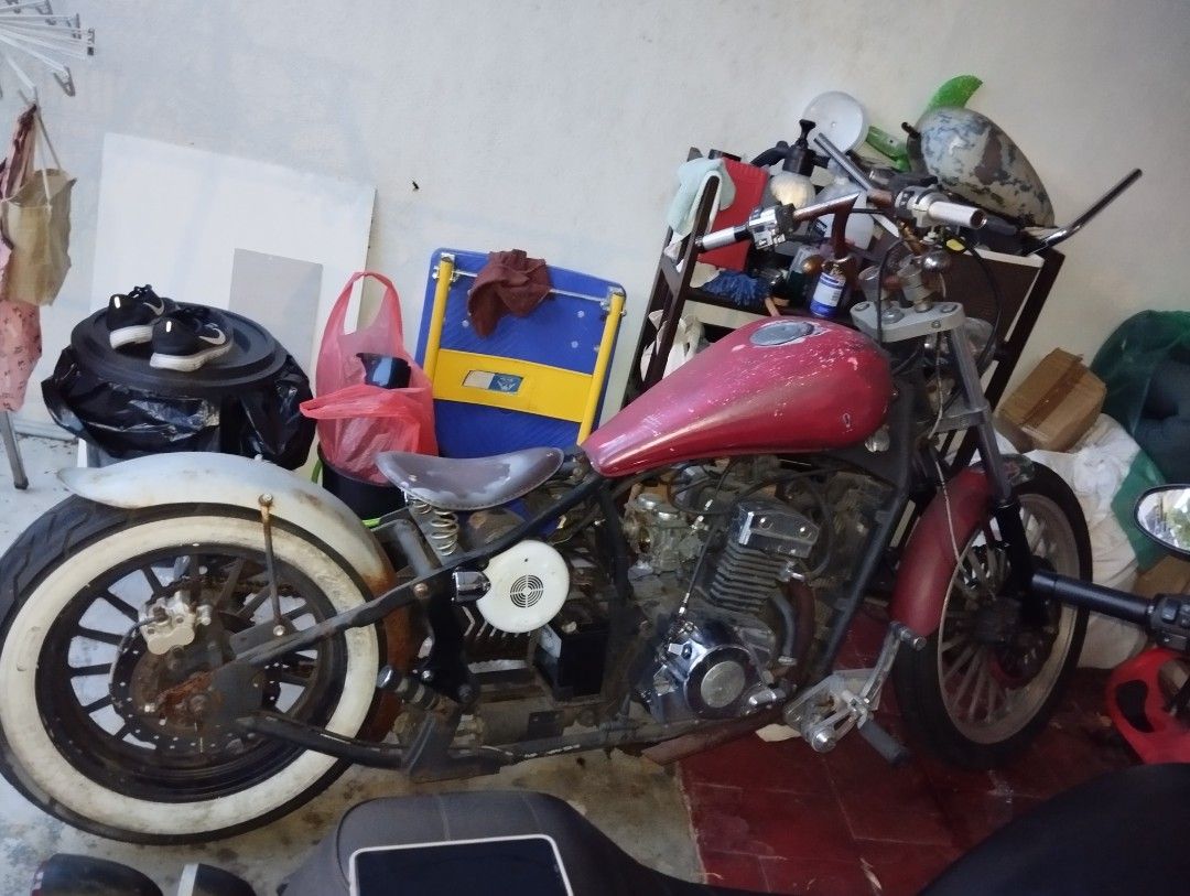 Momos Regal Raptor 350 custom chopper, Motorbikes on Carousell