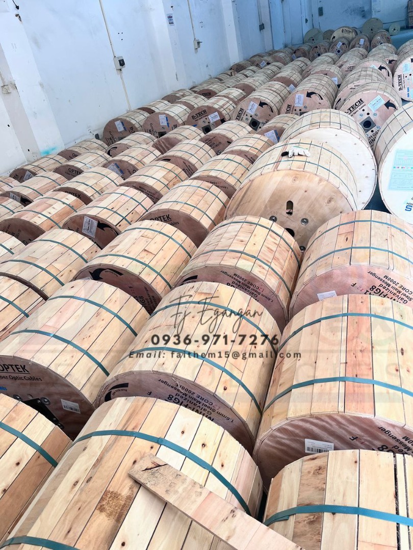 OPTEK Mini-Figure 8 Fiber Optik Cable Globe Specs, Computers & Tech ...