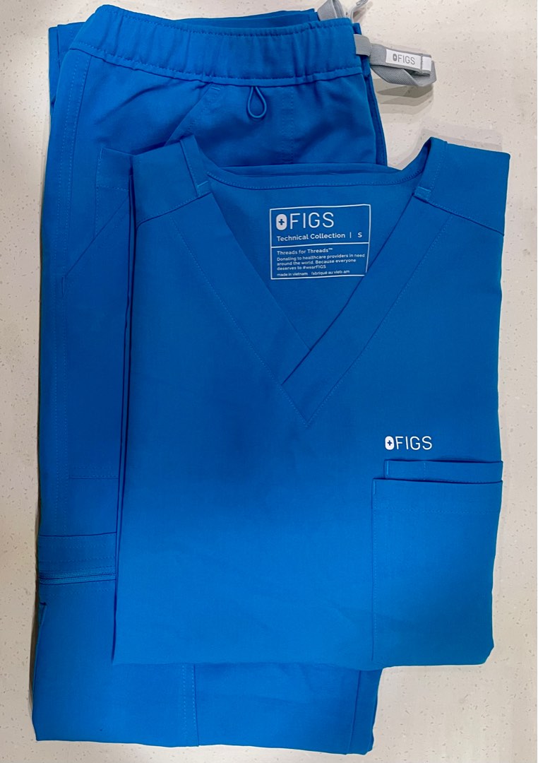 Original FIGS Scrubs Set - Extreme Blue, Health & Nutrition, Medical ...