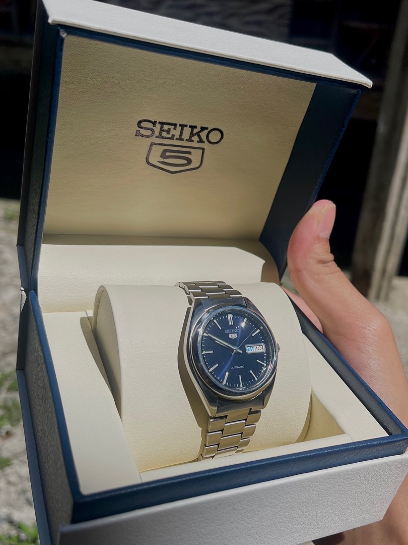 Seiko 5 Sunburst Blue dial, Men's Fashion, Watches & Accessories ...