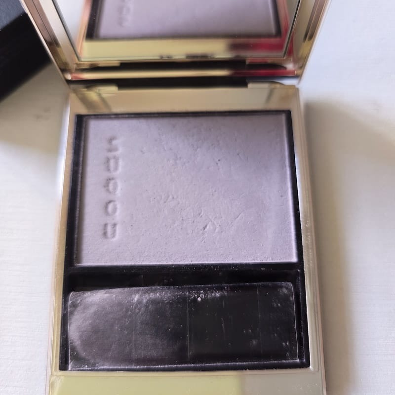 SUQQU Melting Powder Blush #01 Mizuawa, Beauty & Personal Care, Face, Makeup Products on Carousell