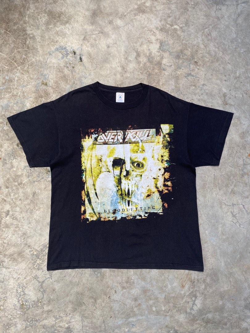 Vintage overkill bloodletting bleeding japan tour, Fesyen Pria, Pakaian ...