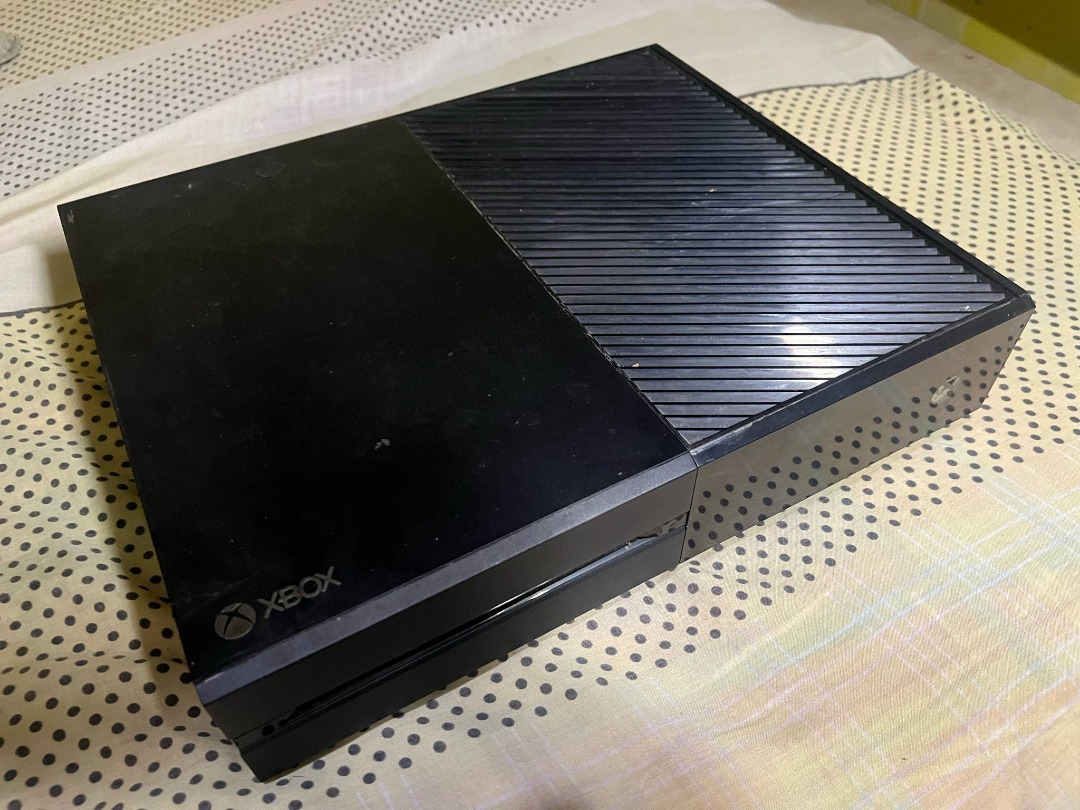 Broken Xbox One (Console only), Video Gaming, Video Game Consoles, Xbox ...
