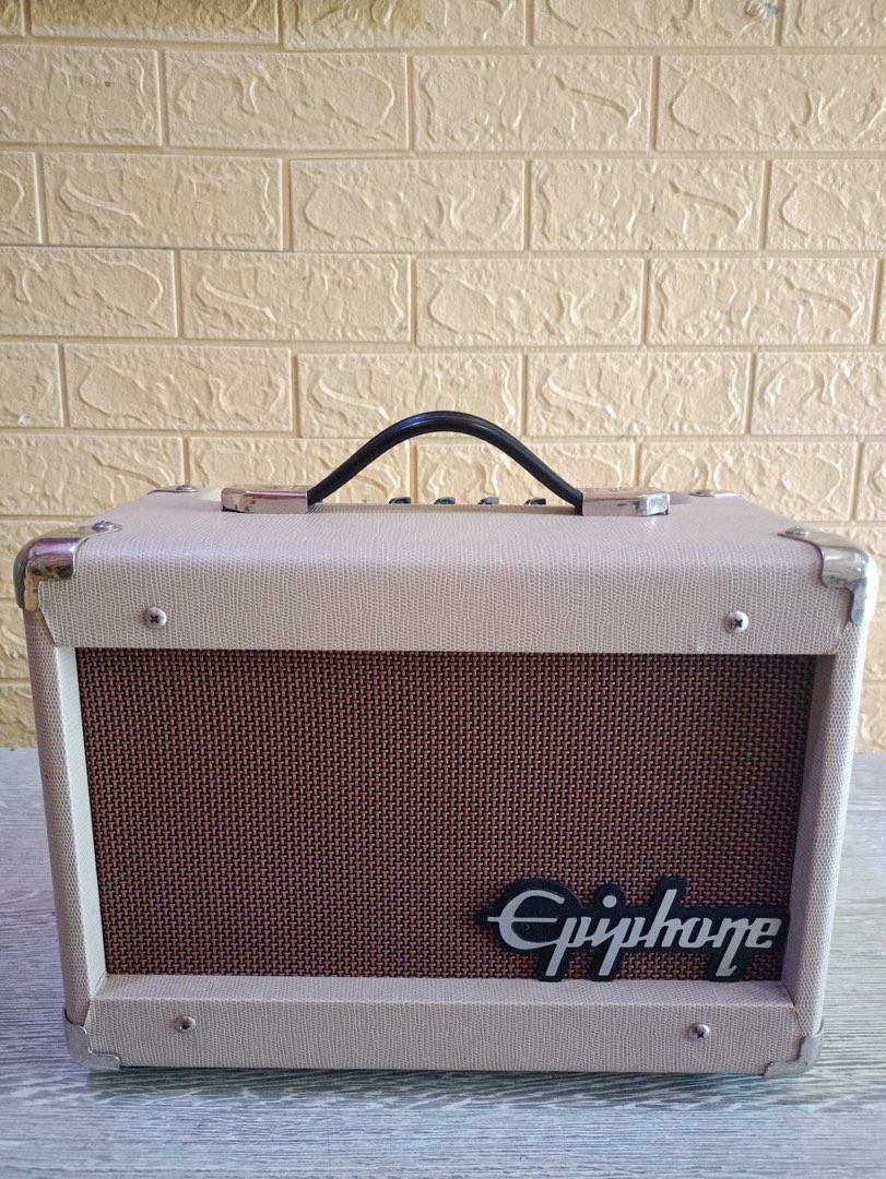 EPIPHONE STUDIO ACOUSTIC 15C ACOUSTIC GUITAR AMPLIFIER, Audio ...