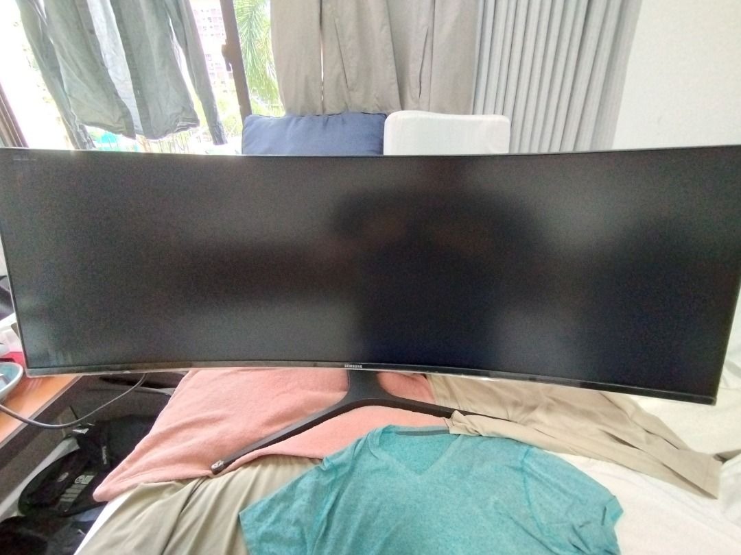 For parts Samsung Monitor 43 Curved Gaming Monitor with 3210 Super ...