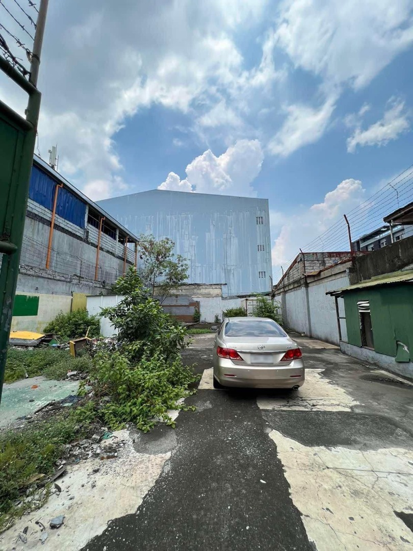 FOR SALE - Commercial Vacant Lot in San Isidro, Makati City, Property, For Sale, Commercial on ...