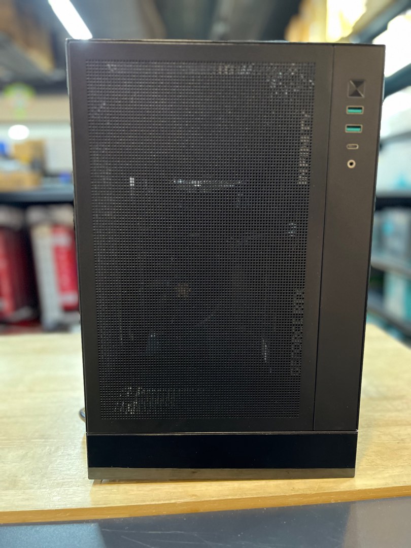 Itx Gaming Pc Rtx 5070 Computers And Tech Desktops On Carousell