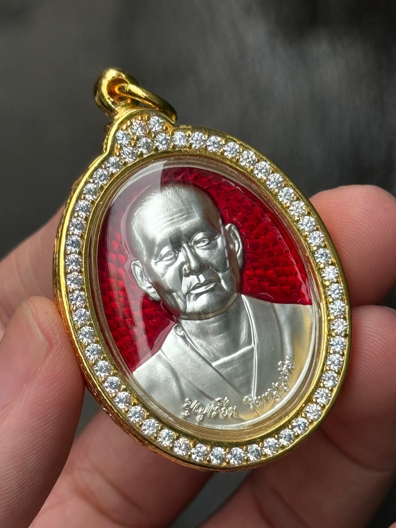 Khun Mae Boon Ruen Rian BE2566, Hobbies & Toys, Memorabilia & Collectibles, Religious Items on ...