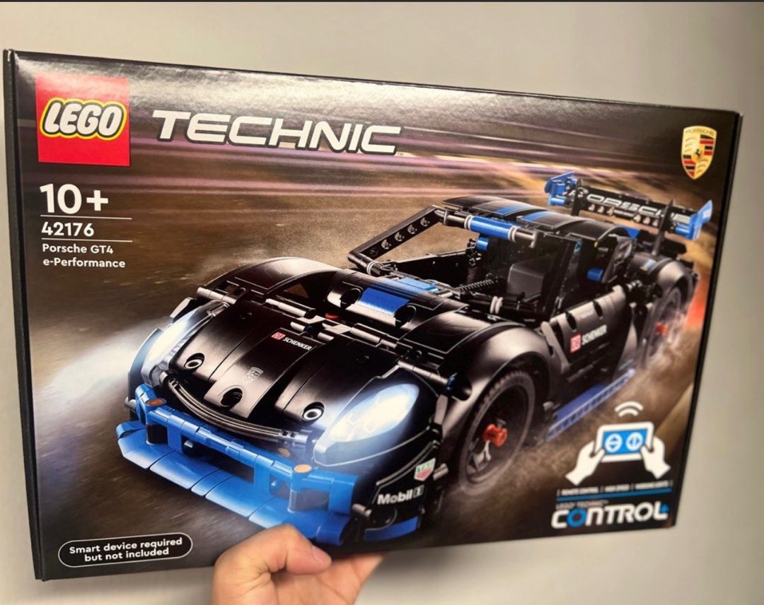LEGO TECHNIC 42176 Porche GT4, Garage Sale on Carousell