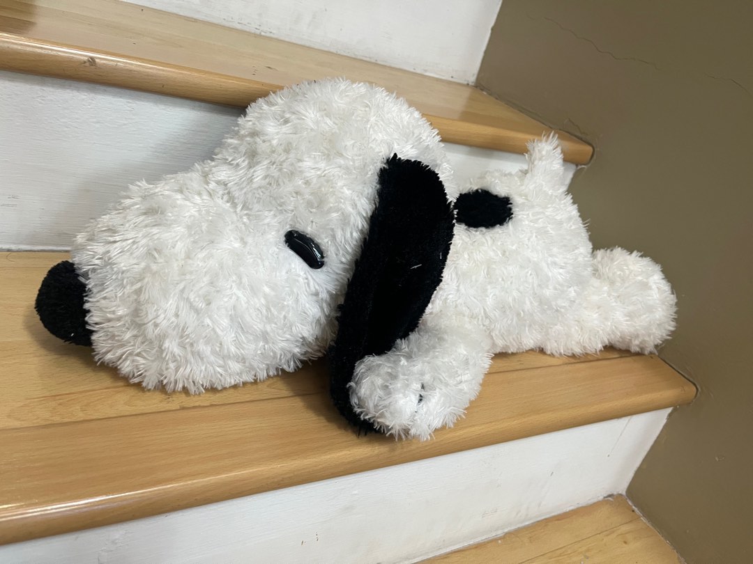 Original 30-40cm laying classic snoopy, Hobbies & Toys, Toys & Games on ...