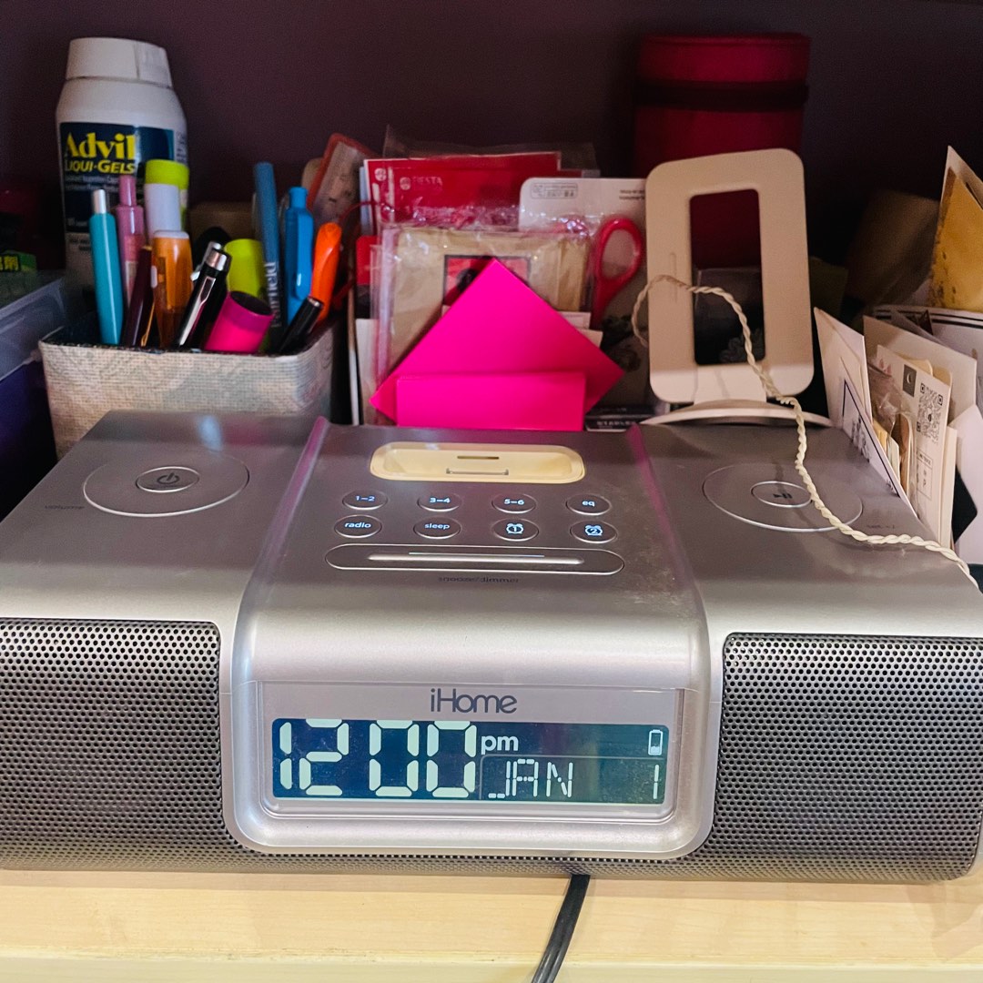 Original from US! iHome First Generation Digital Clock, Radio, Speaker ...