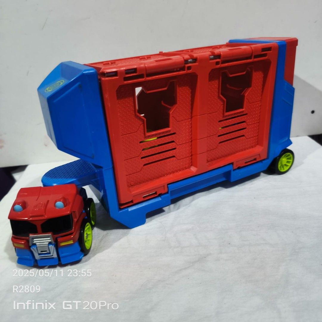 Playskool Heroes Transformers Rescue Bots Academy Flip Racers Optimus ...