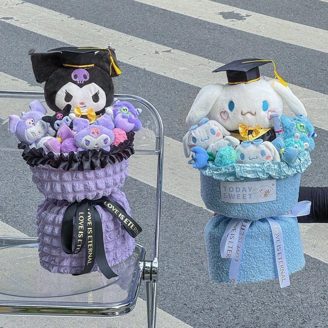 Sario Kurimo / Cinnamonroll Graduation Bouquet With Cute Plushies ...