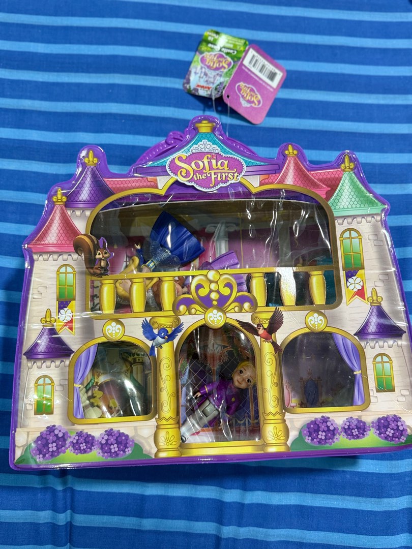 Sofia the First gift set, Hobbies & Toys, Toys & Games on Carousell