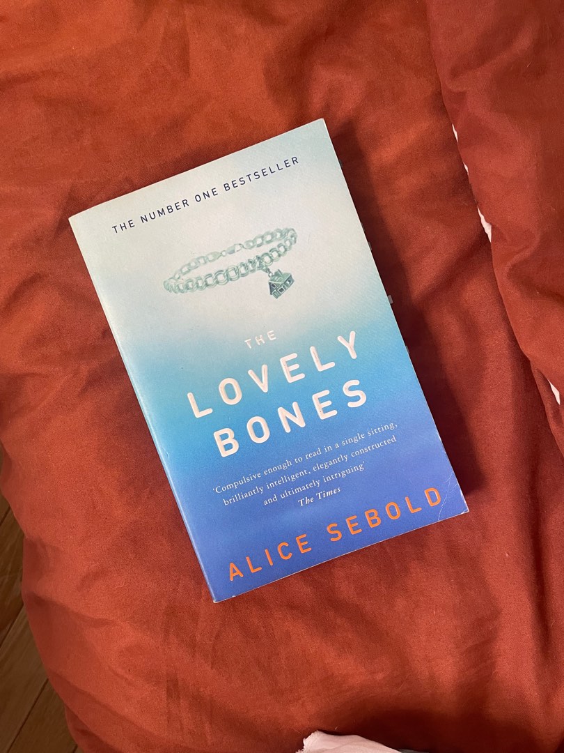 The Lovely Bones by Alice Sebold, Hobbies & Toys, Books & Magazines ...