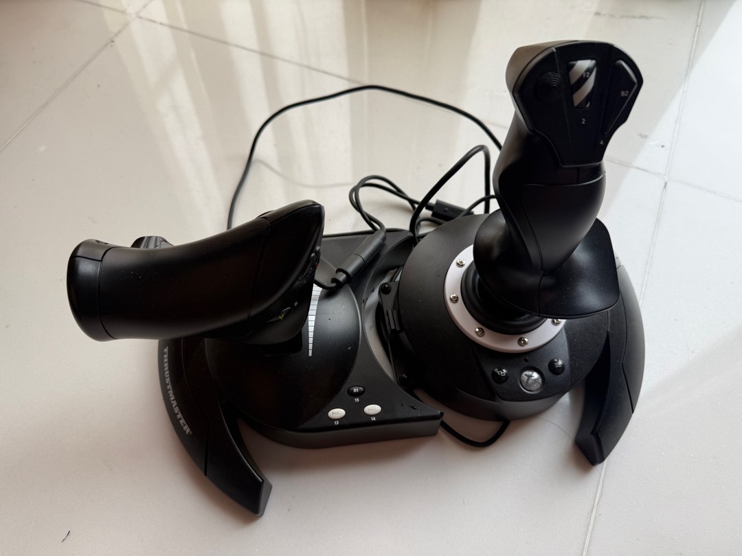 Thrustmaster T-Flight Hotas One (Xbox & pc), Video Gaming, Gaming ...