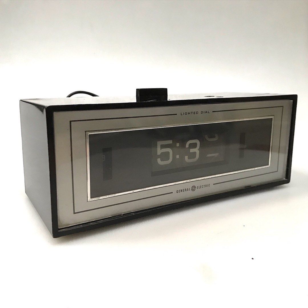 1970s vintage GE General Electric Flip Flop japan table Clock Space age ...
