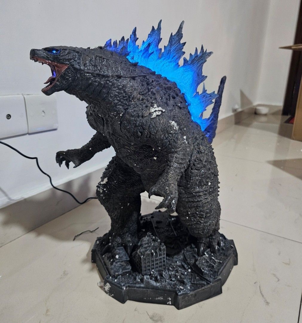 60CM GODZILLA LIGHT UP FIGURE, Hobbies & Toys, Toys & Games on Carousell
