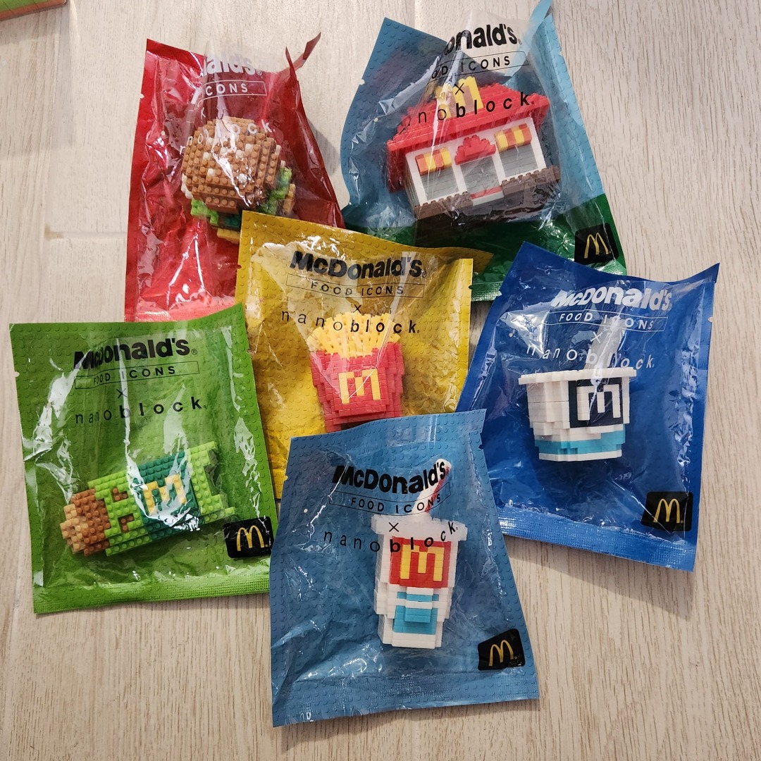 [港版絕版] 2015 麥當勞 Mcdonald x Food Icons Nanoblock 積木 連 透明展示盒 及 系列現金券收藏部份, 興趣及遊戲, 玩具 & 遊戲類 - Carousell