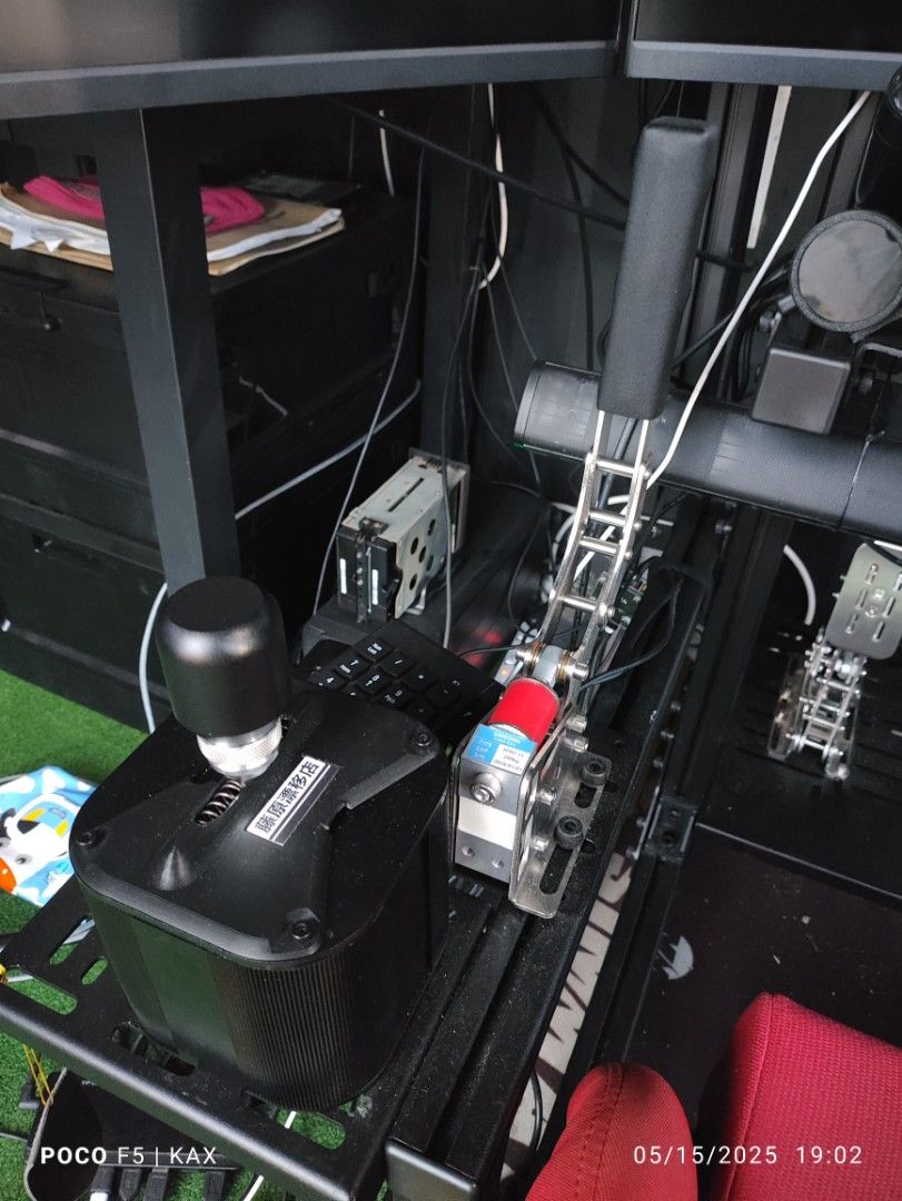 Alpha Mini Triple Monitor VR Sim Rig, Video Gaming, Gaming Accessories ...