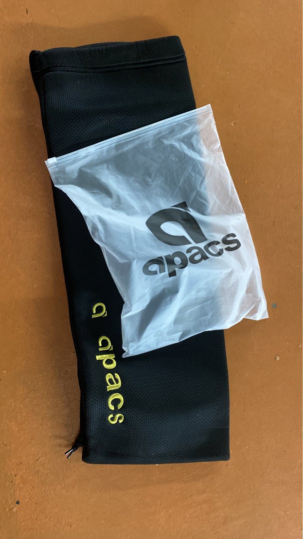 APACS RACKET COVER, Sports Equipment, Sports & Games, Racket & Ball ...