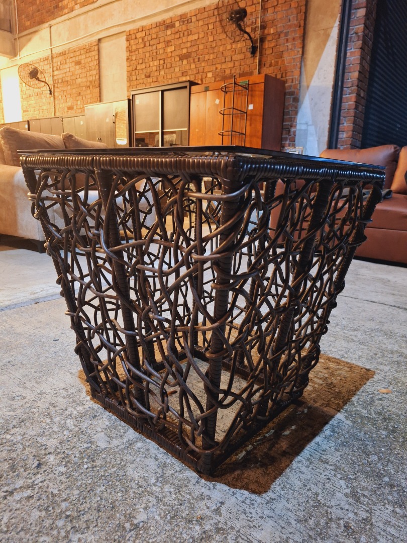 Ashton Brown Wicker Coffee Table | Ashton, Meja Kopi Rotan Coklat ...