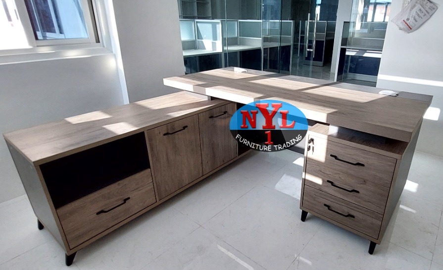 Executive/Presidential Tables // Office Partition // Toilet Partition ...