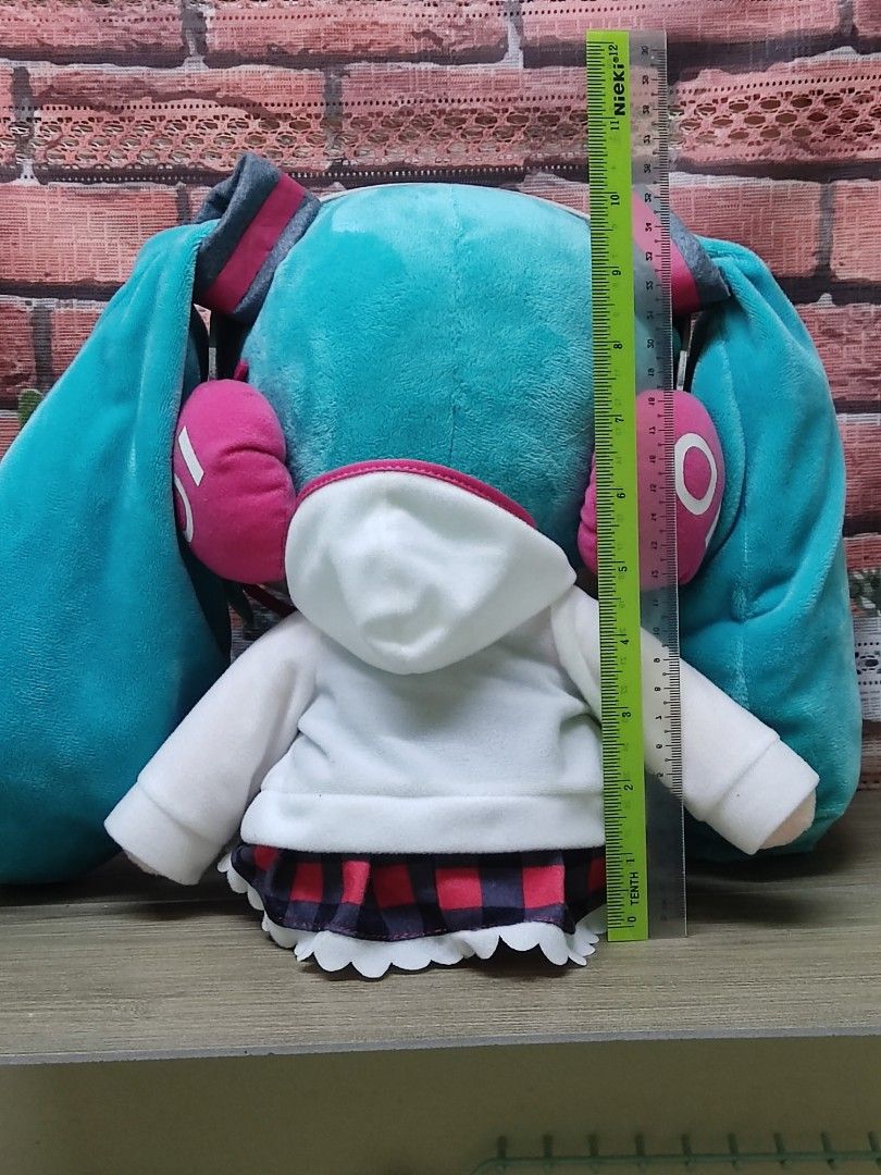 Hatsune miku plush, Hobbies & Toys, Toys & Games on Carousell