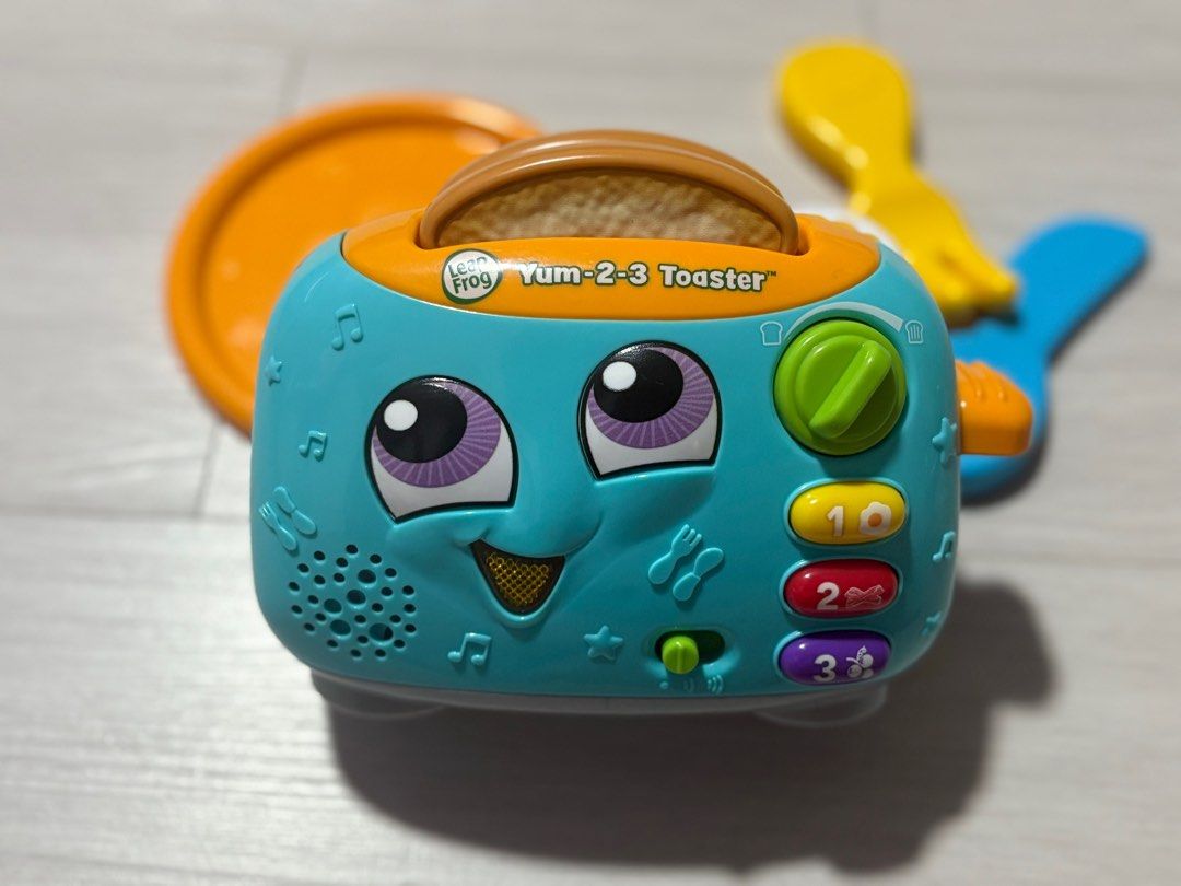 Leapfrog yum 2-3 toaster, Hobbies & Toys, Toys & Games on Carousell