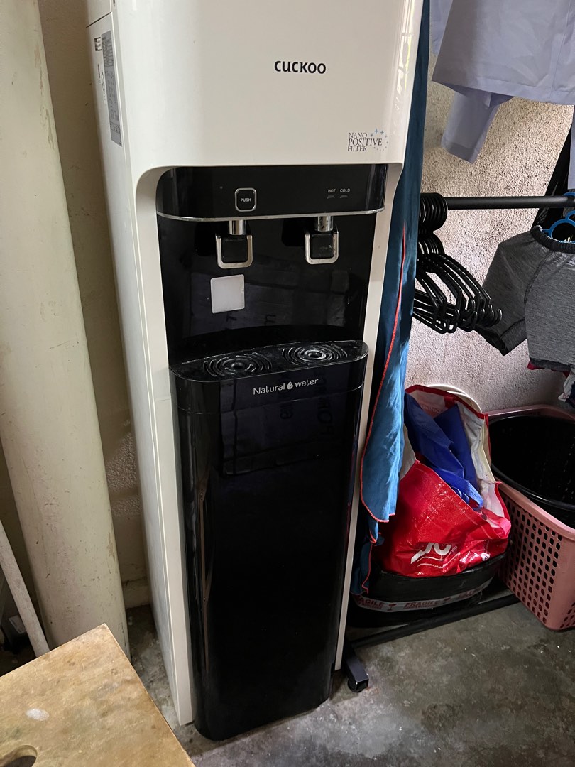 Mesin Air Cuckoo Stand Delux, TV & Home Appliances, Kitchen Appliances ...